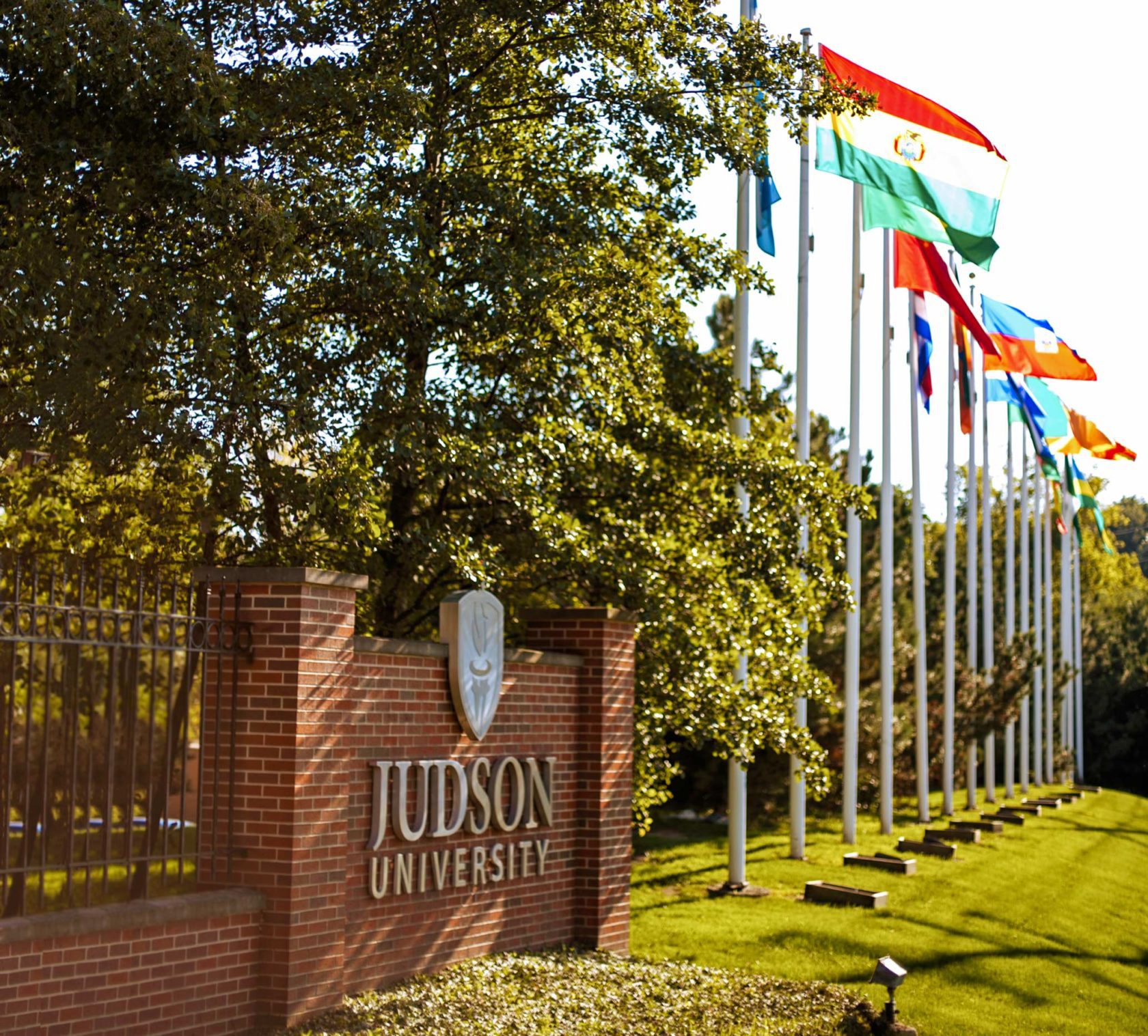 Judson University Facts | Judson University Tuition & Costs